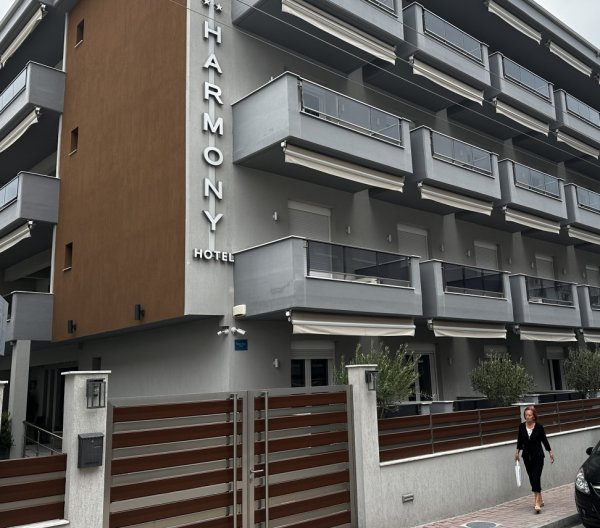 Grandtours - paralia apartman